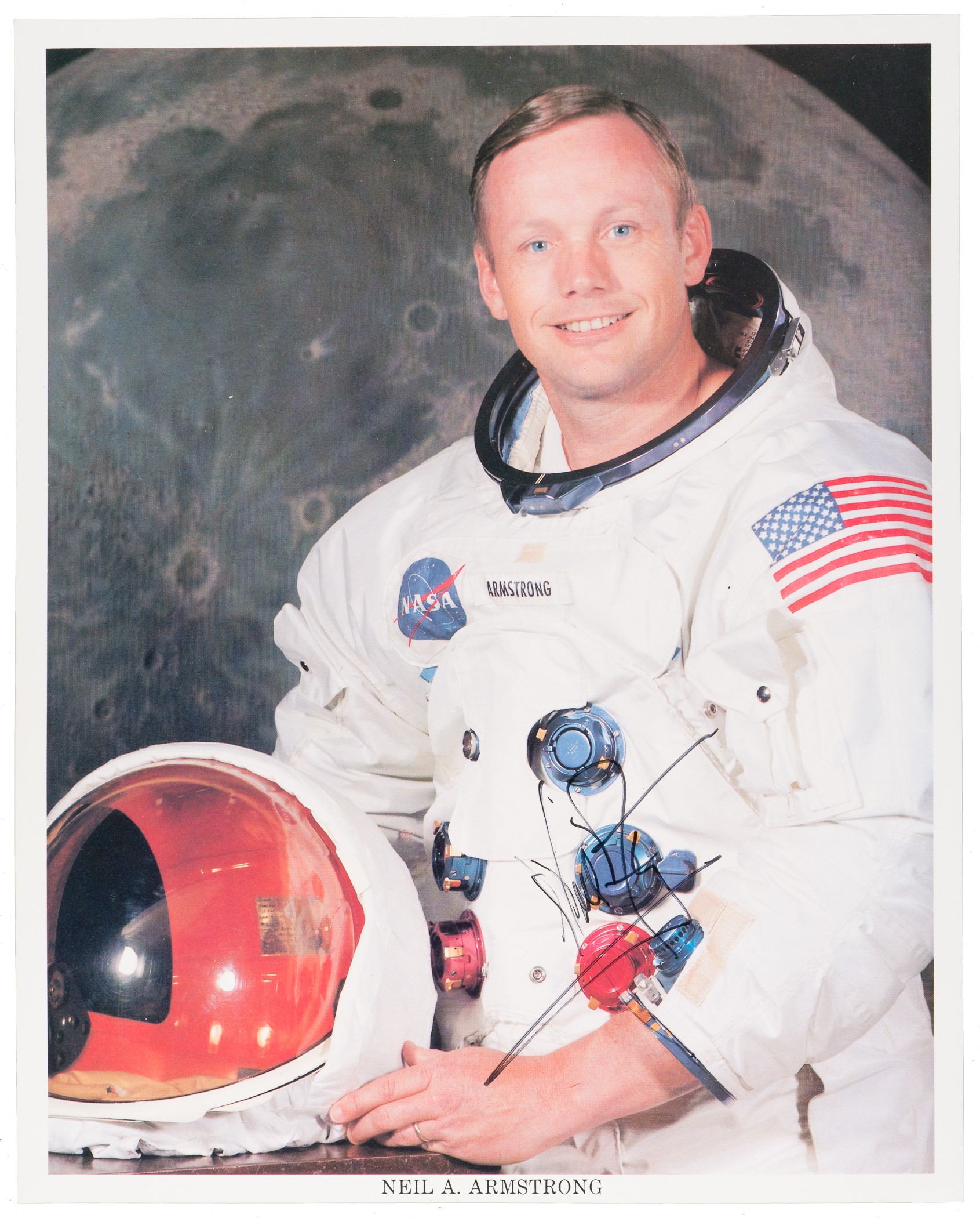 Neil Armstrong Signed Photo - Signature Only - No Personalization - JSA ...